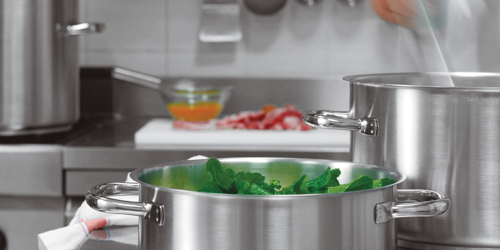 Professional Food Containers | Paderno